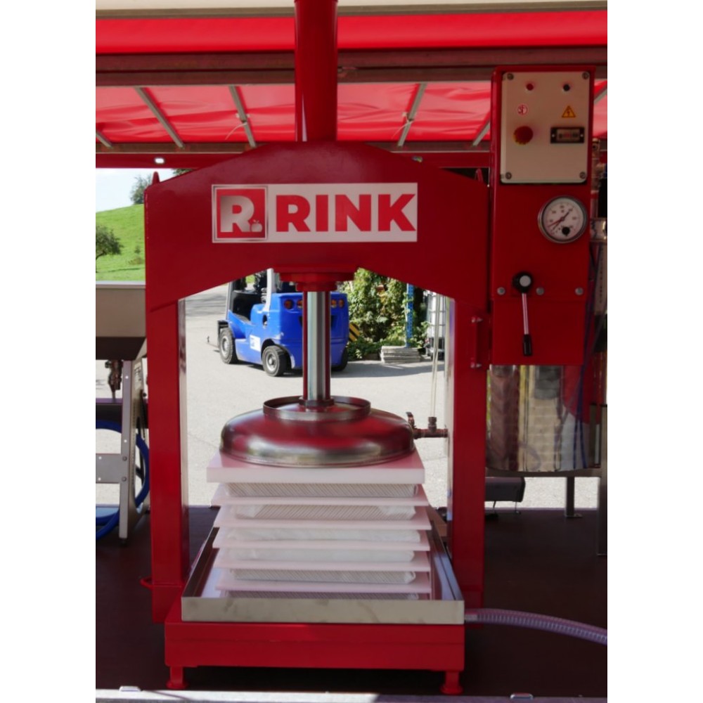 Hydraulic packing fruit press TP 80 - Rack and Cloth Press